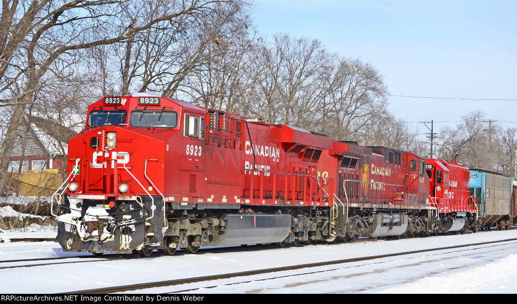 CP 8923, CP's Tomah Sub.